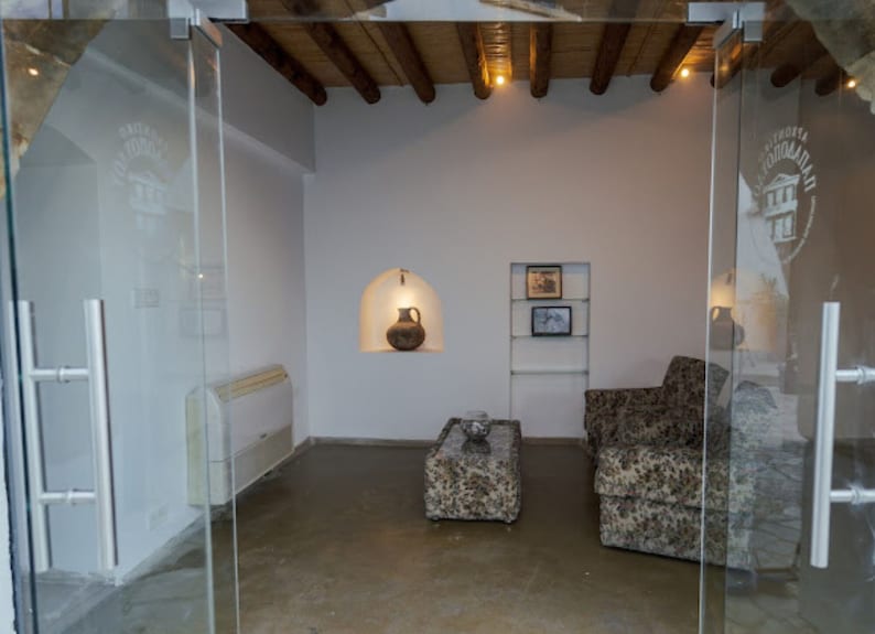 Μακρυνάρι\Npet Friendly \N - Cyprus