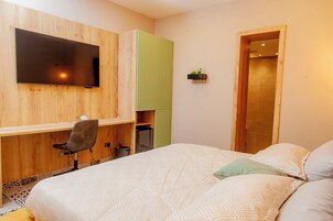 Cofre no quarto, ferro/tábua de engomar, Wi-fi grátis 