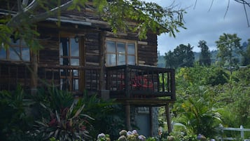 Quarto Standard | Roupa de cama fornecida