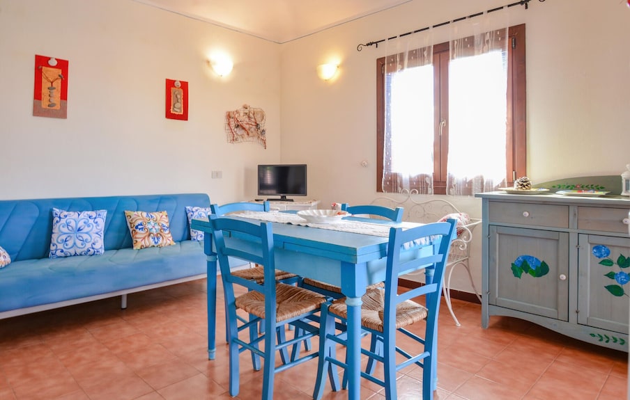 Beautiful Apartment In Vignola Mare With Wifi - Portobello