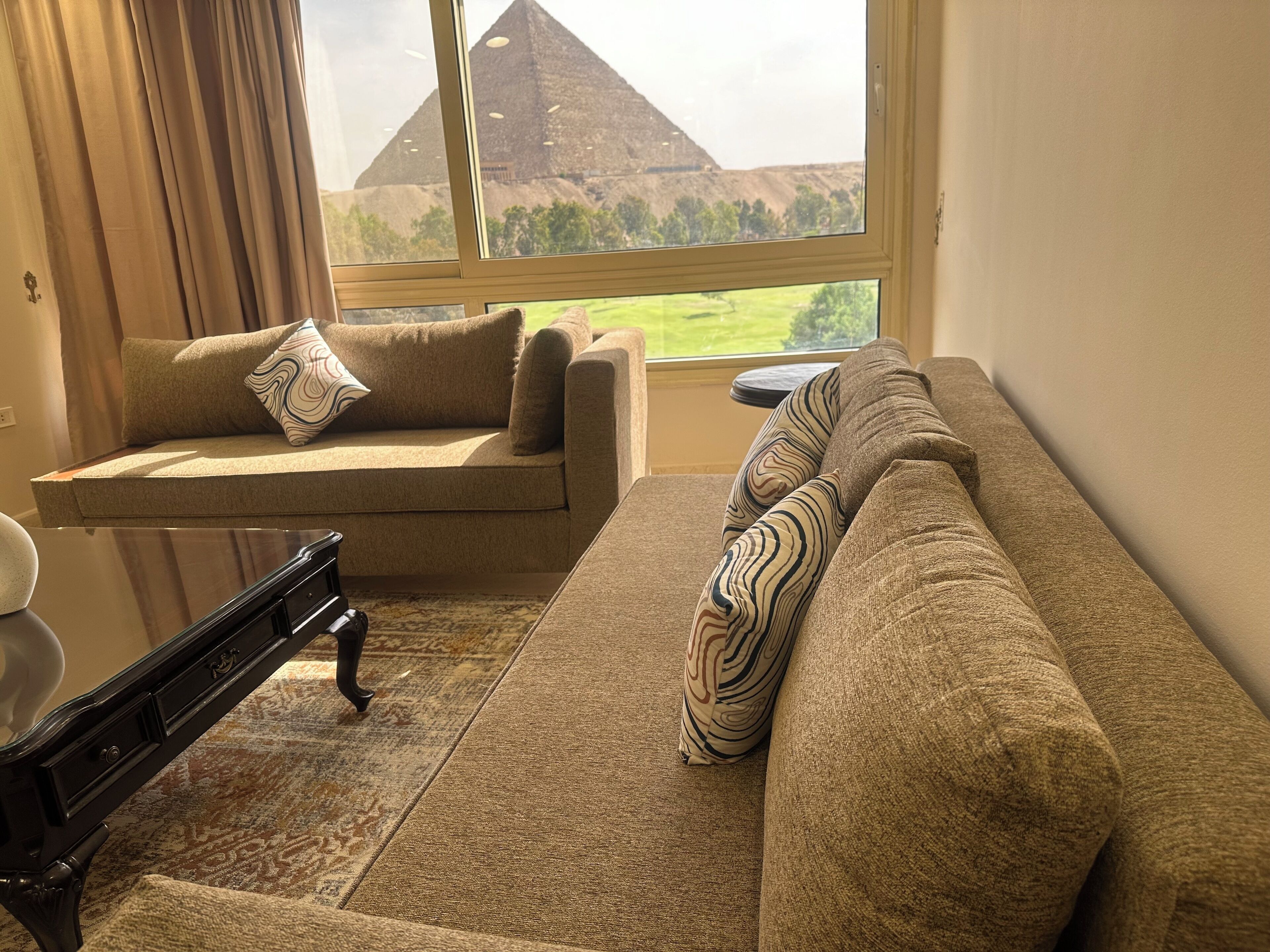 3-bedroom Apartment In Nice Direct Pyramids View With Ac, Wifi - El Cairo