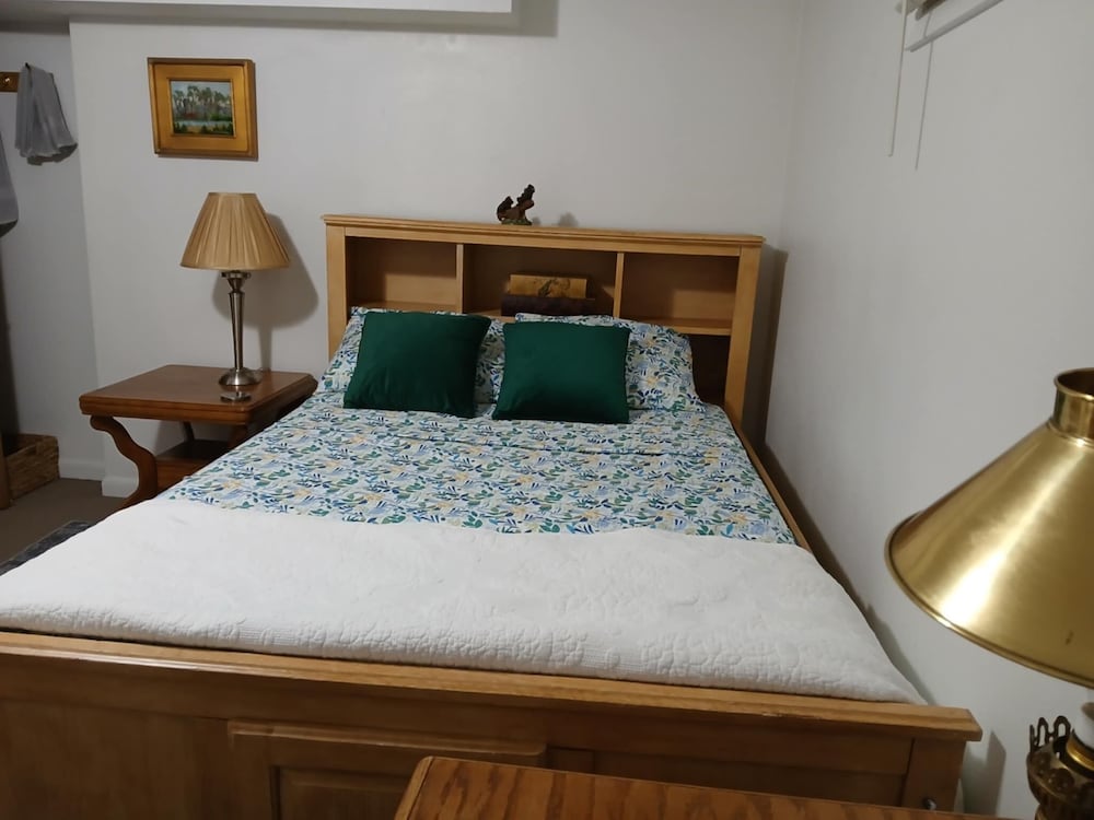 Quaint Downstairs Apartment By Campus W/amenities - Laramie, WY