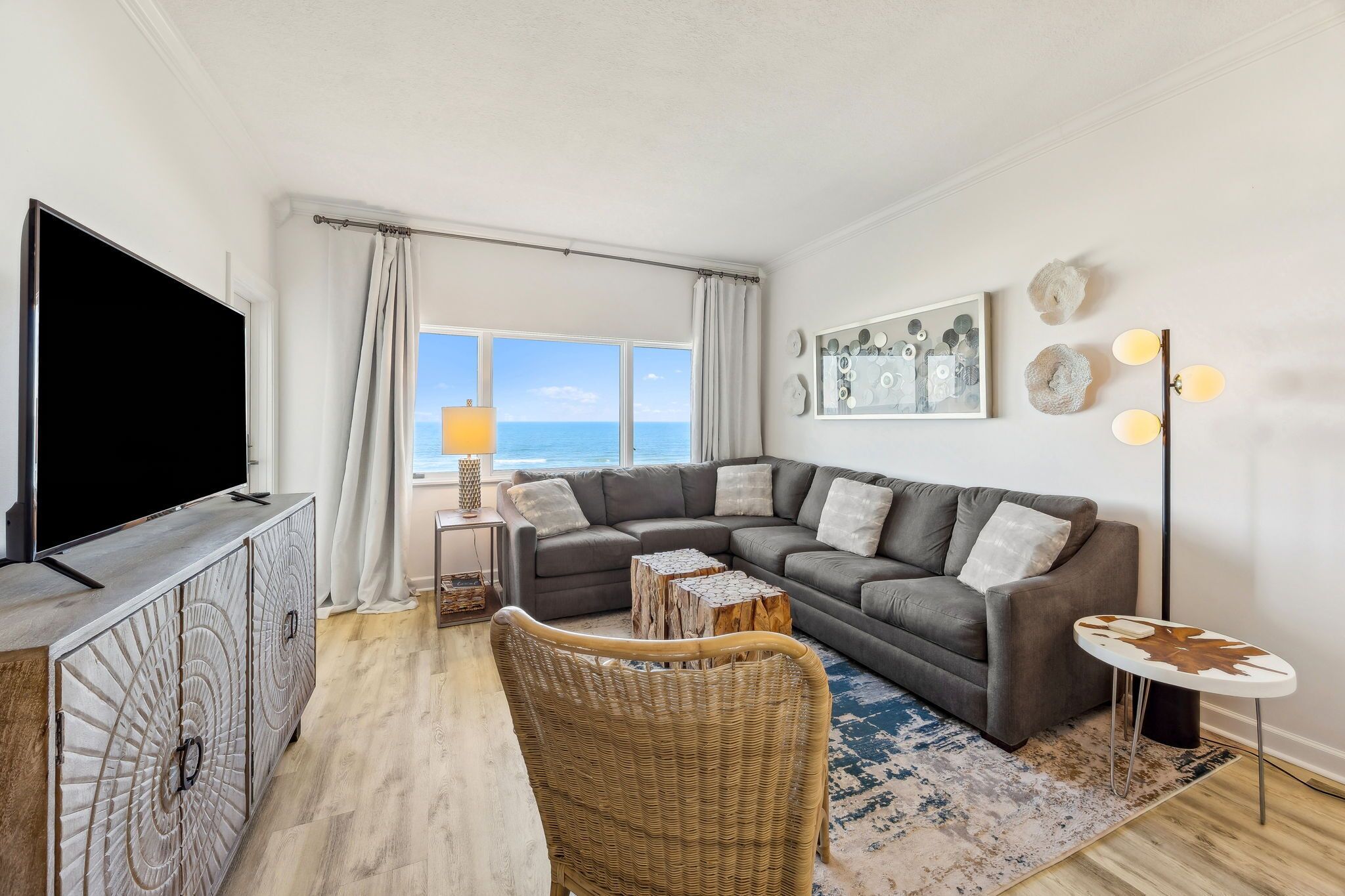 Fully Remodeled 5th-floor Sandcastles Villa With Ocean Views! - Jacksonville, FL