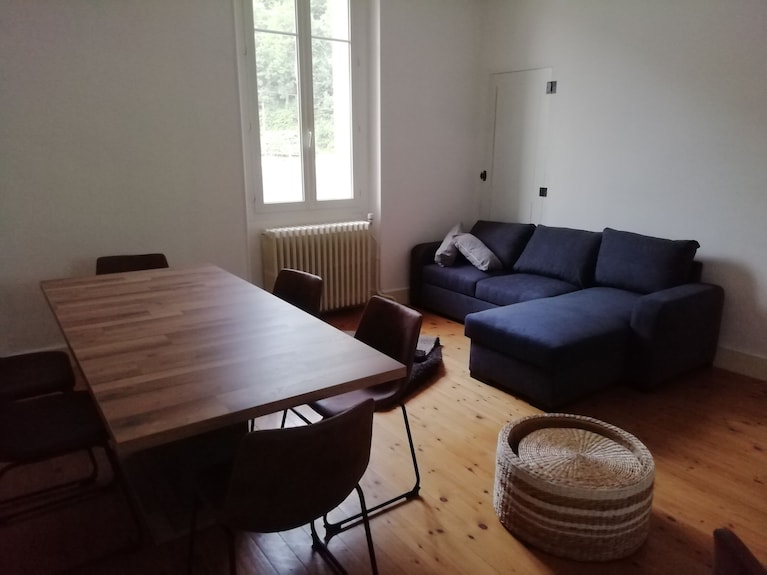 Apartamento 'Appartement Pyrénées-ariégeoises' Con Vistas A La Montaña, Jardín Compartido Y Wi-fi - Ax-les-Thermes