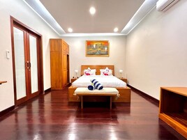 One Bedroom Villa | Frigobar (abastecido com alguns itens grátis), cofres nos quartos