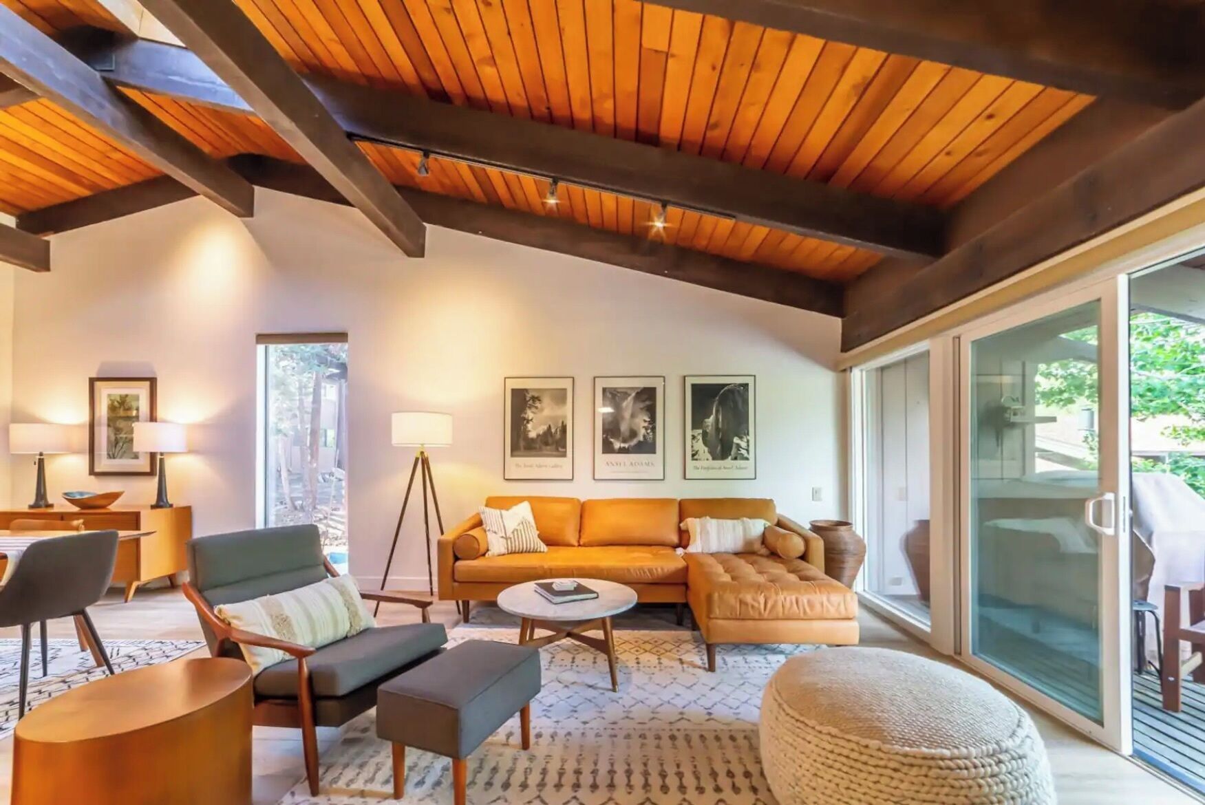 Location!  3 Min. Walk To Village And Gondola, Remodeled 4 Bdrm.! - Mammoth Lakes, CA