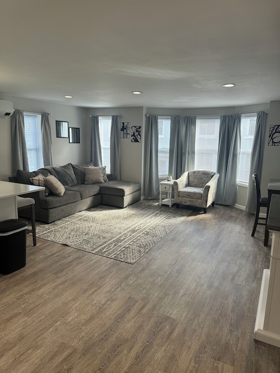 Charming 2-bedroom Apartment In Delightful Geneva,walking Distance To Downtown. - Geneva, NY