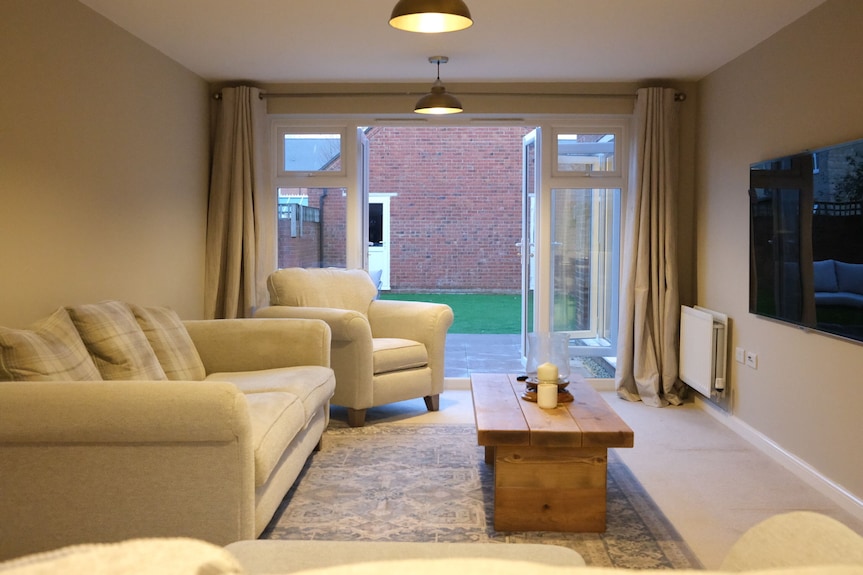 Luxury 6-bedroom Bicester Villa Near Bicester Village - 5 Minutes Away - Bicester