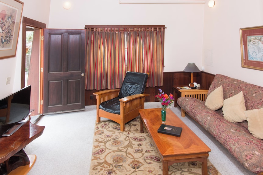 Redwood Tower With Wifi In Charming Mendocino - Mendocino, CA