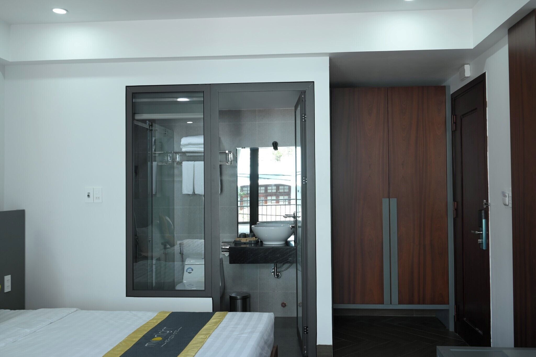 Quarto Familiar | Quartos insonorizados, Wi-fi grátis, roupa de cama fornecida 