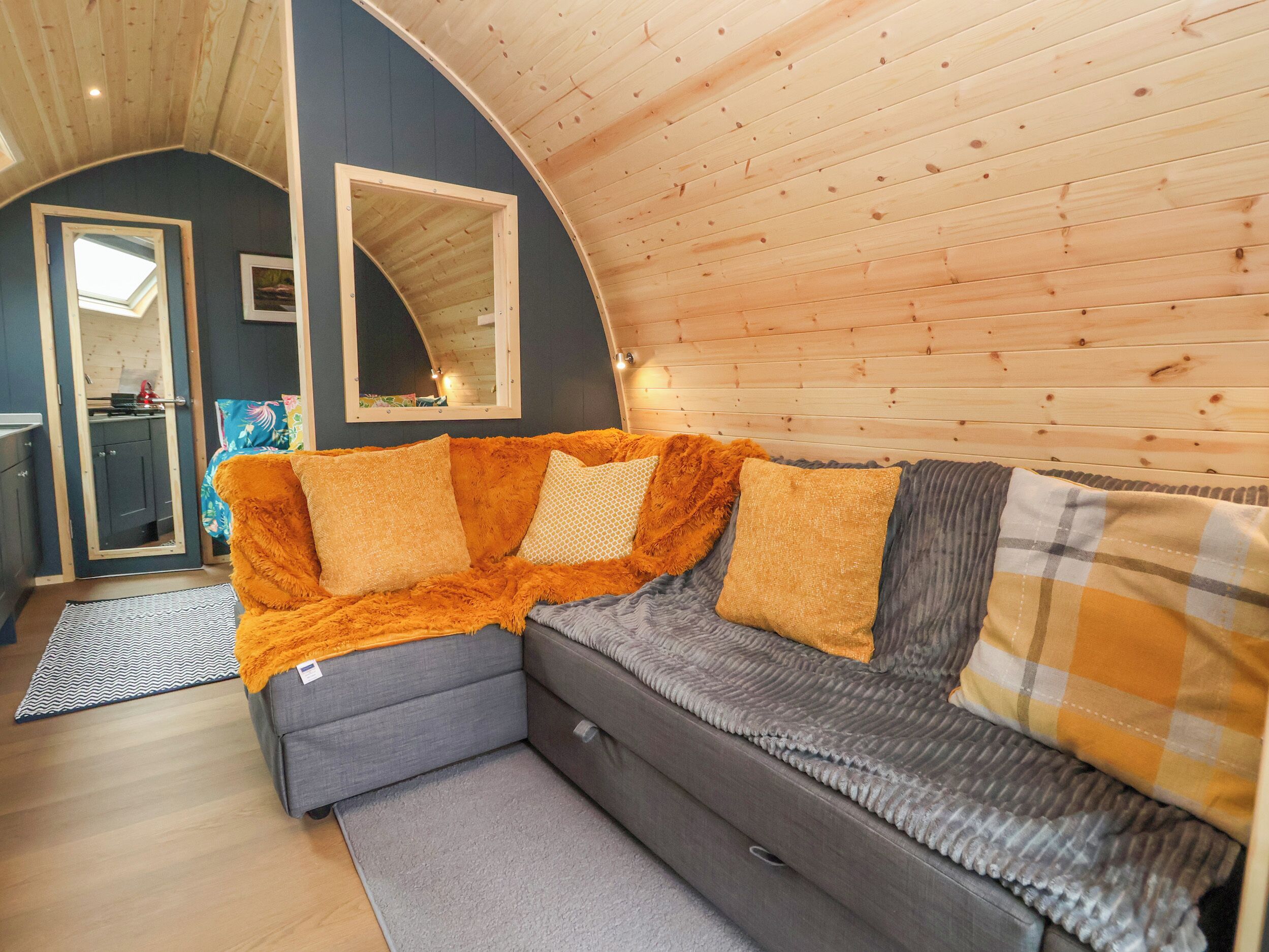 Heron Pod, Romantic, With Hot Tub In Trefonen - Oswestry