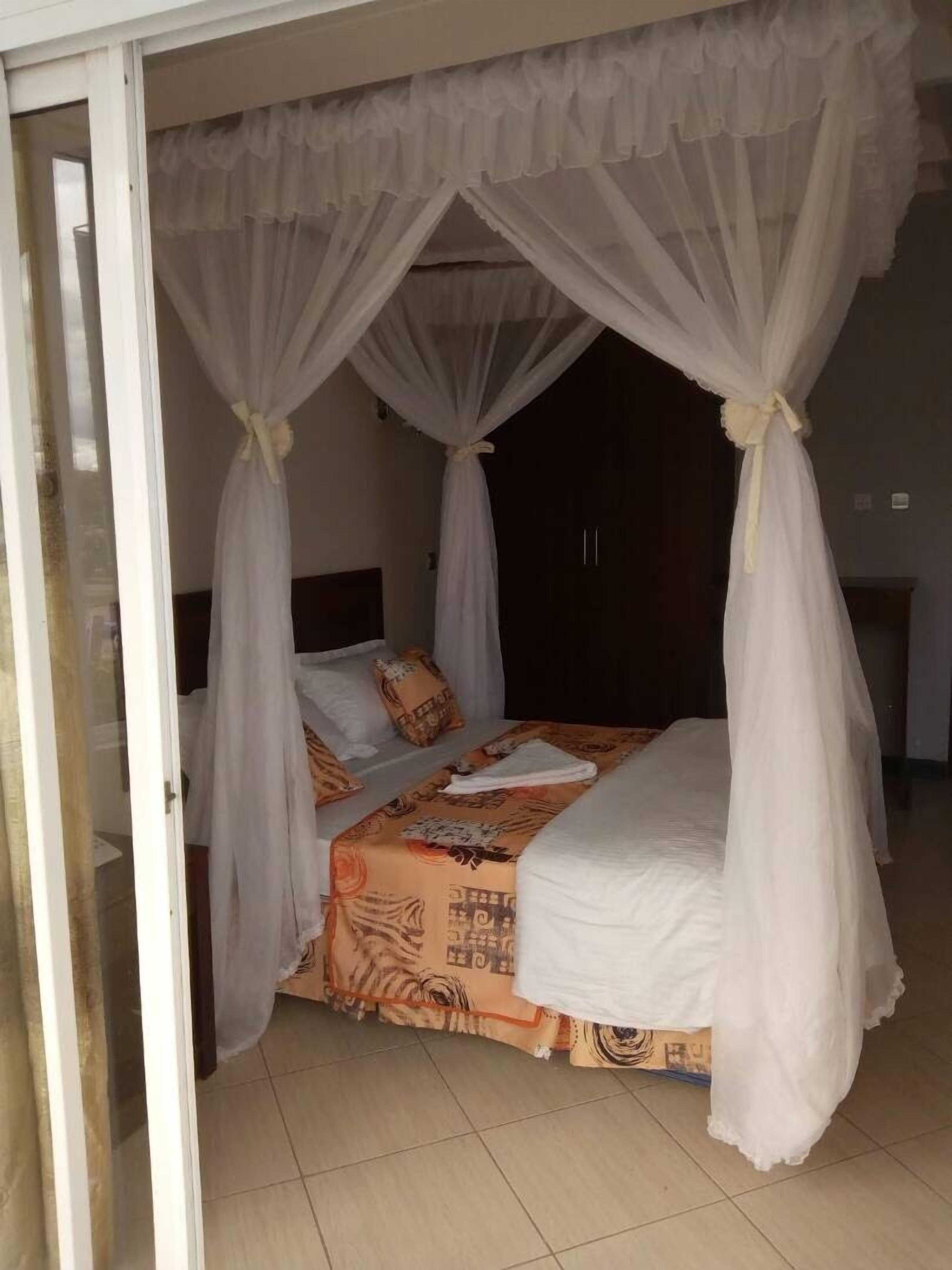 Quarto Duplo Básico, vista para as vinhas | Wi-fi grátis 