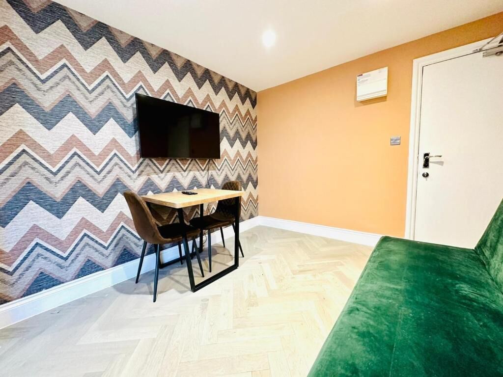 Brighton Train Station 1 Bedroom Flat Bn137che03 - Brighton