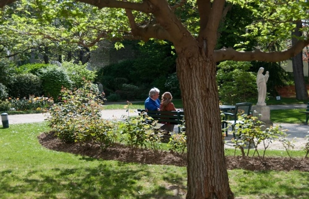 Hôtellerie De L'enclos Rey - Paris