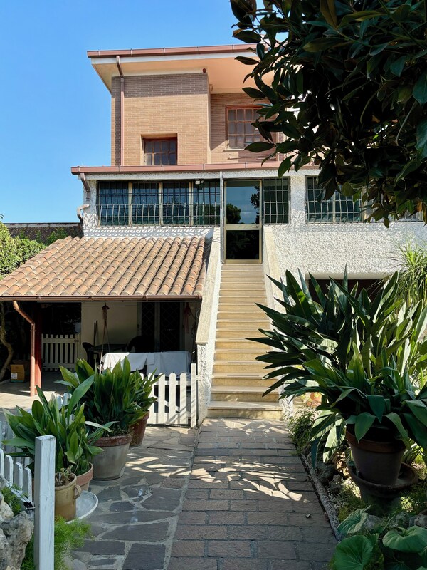 Guest House Maison Margot - Fiumicino