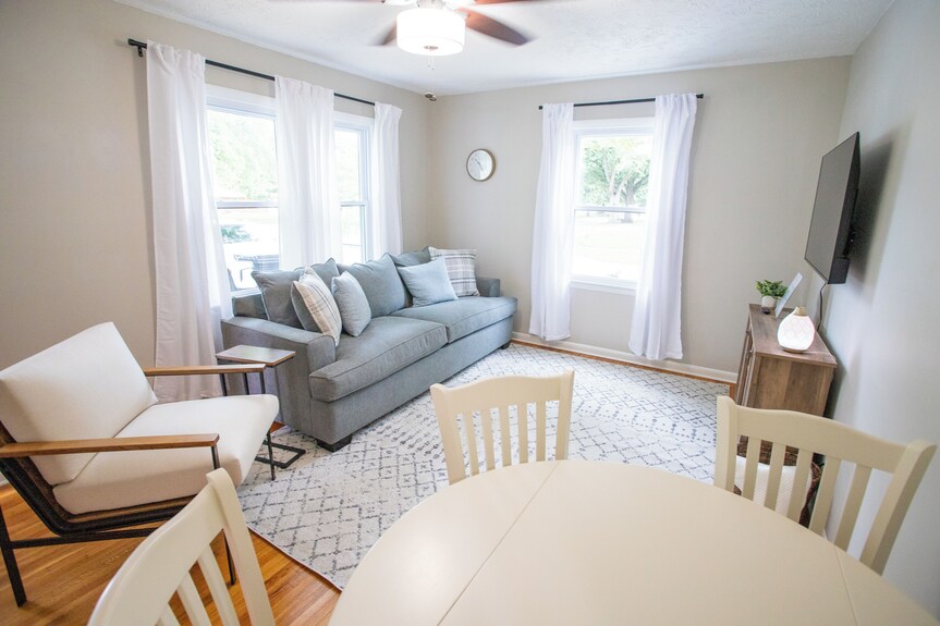 Bluebell - Cozy 3bd Updated Home - Lincoln, NE