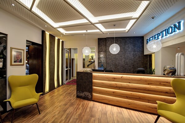 Hotel Zur Post - Enns