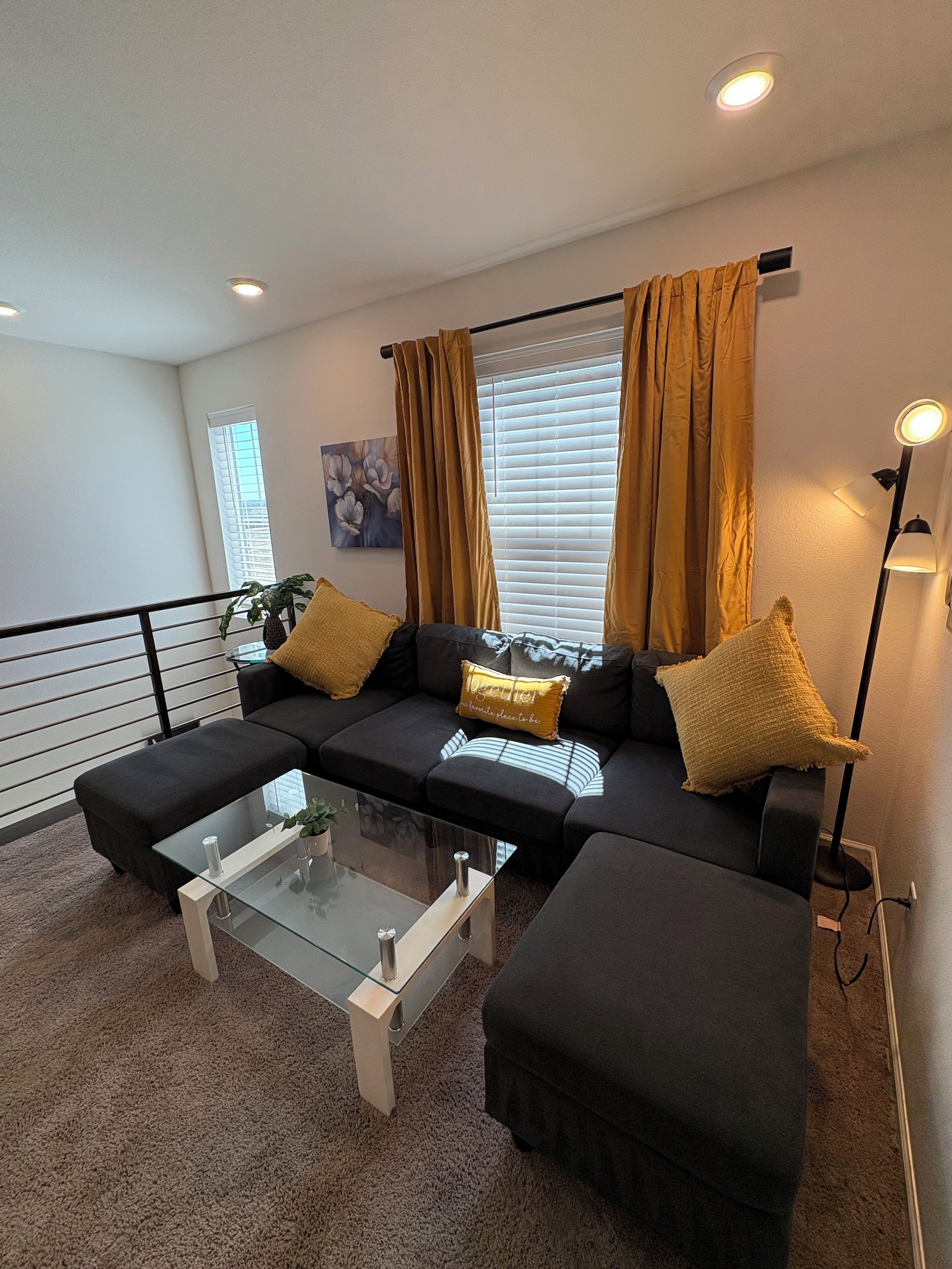 Spacious Cozy Retreat With Fireplace Between Parker & Castle Rock - Castle Rock, CO