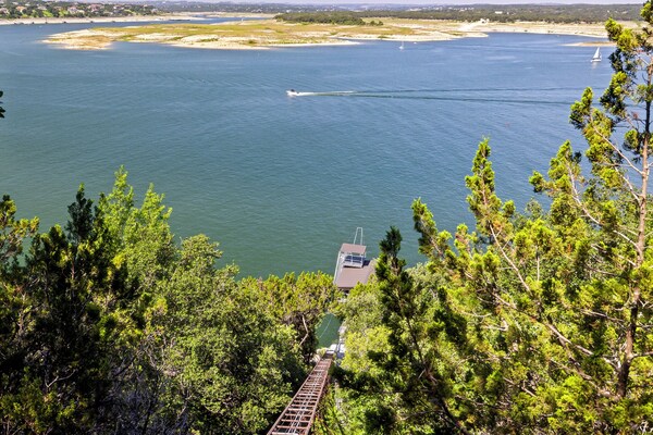 Cabins On The Lake - Boat Dock - Firepit - Lake Travis, TX
