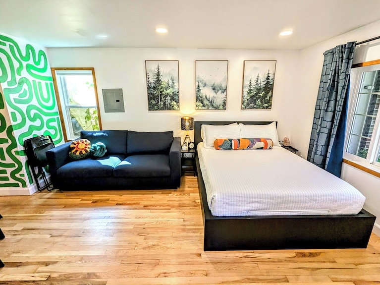 Cozy Cully Suite With Private Patio + Near Pdx - Portland