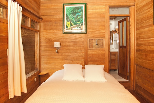 Quarto Duplo Deluxe, varanda, vista para a montanha | Roupa de alta qualidade, edredões de penas