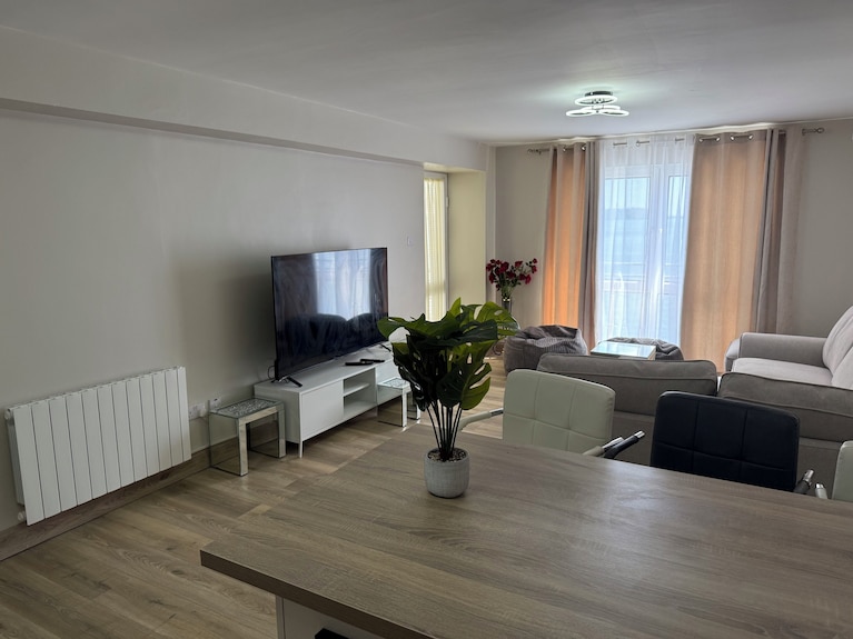 Seaview Apartment In Cobh - Cobh