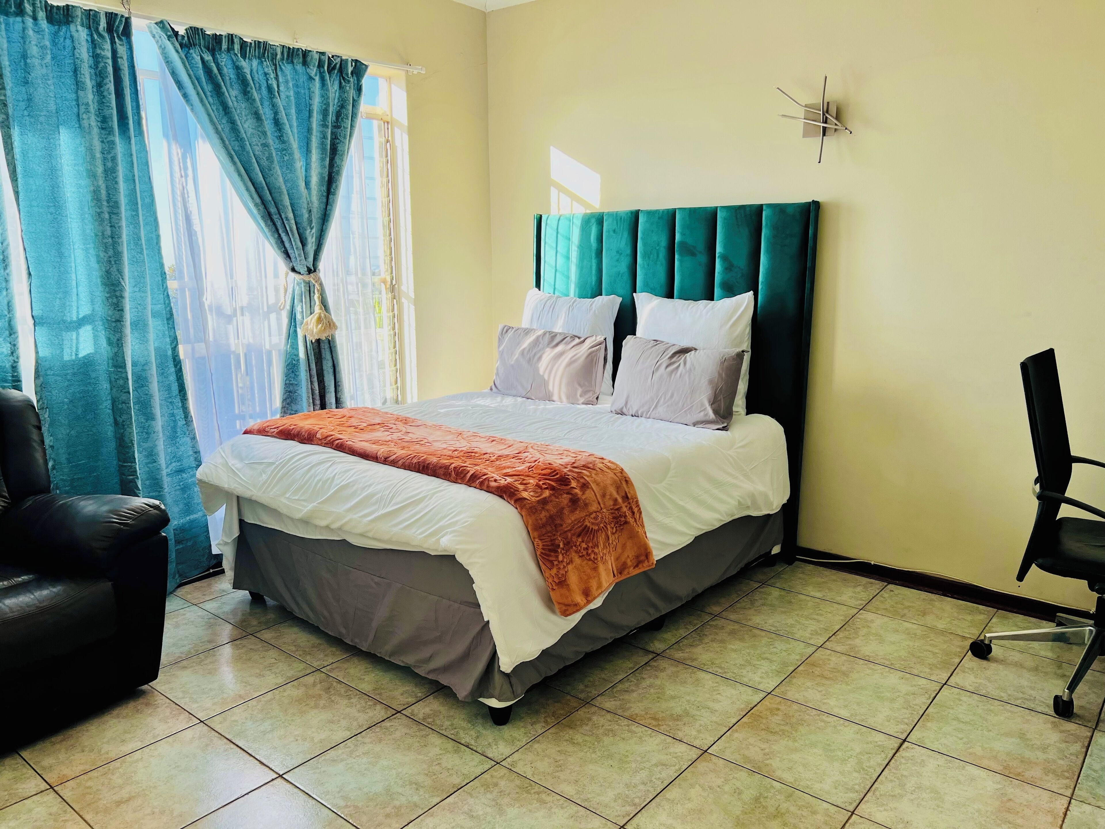 Honeyhills Excellence Resorts A - Krugersdorp