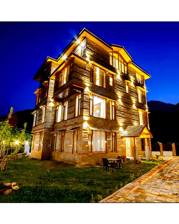 Exterior
