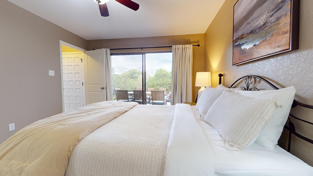 Spacious Updated Hill Country Condo on the Beautiful T Bar M Ranch! TBM ...