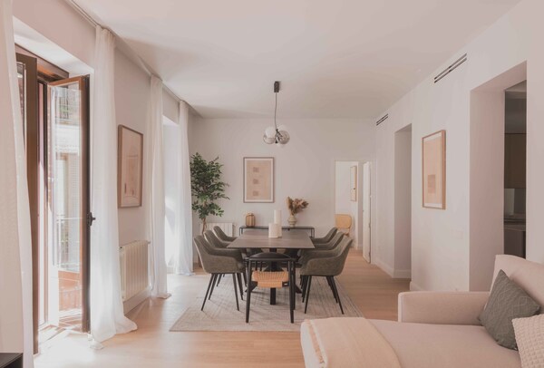 Beautiful Flat In Barrio De Las Letras - Madrid