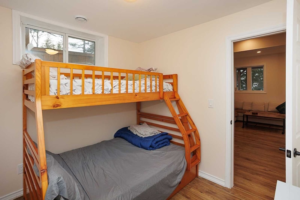 Lakefront Cottage w/ New Hot Tub, Skiing Nearby, Games Room & Stunning ...