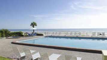 Piscina exterior