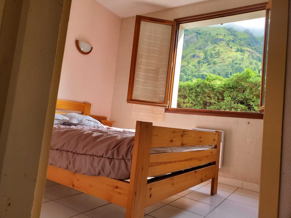 Appartement Dans Chalet à La Montagne - Laruns