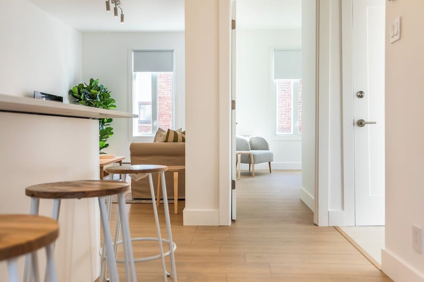 Homa-comfort&style-2br-spacious-natural Light-feelhome-a/c-selfcheckin-metro - Laval