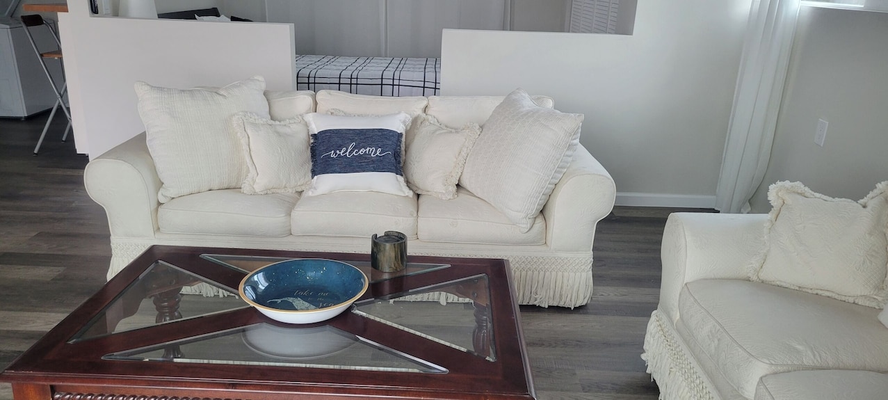 New, Chic, Large, Safe, And Convenient Studio Near The San Diego Bay W/ Ac, Wifi - Ocean Beach - San Diego