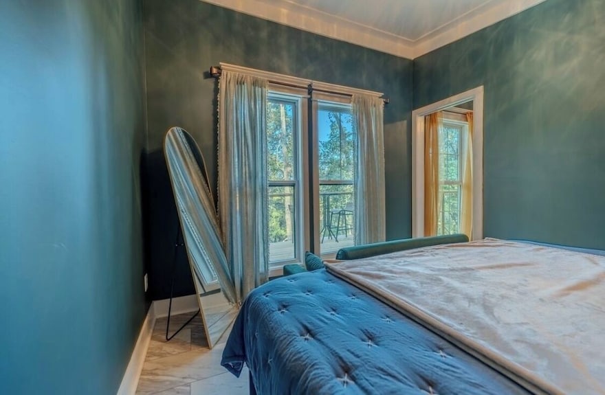 Two Tree Retreet Treehouse With Hot Tub Secluded Stay - Alabama