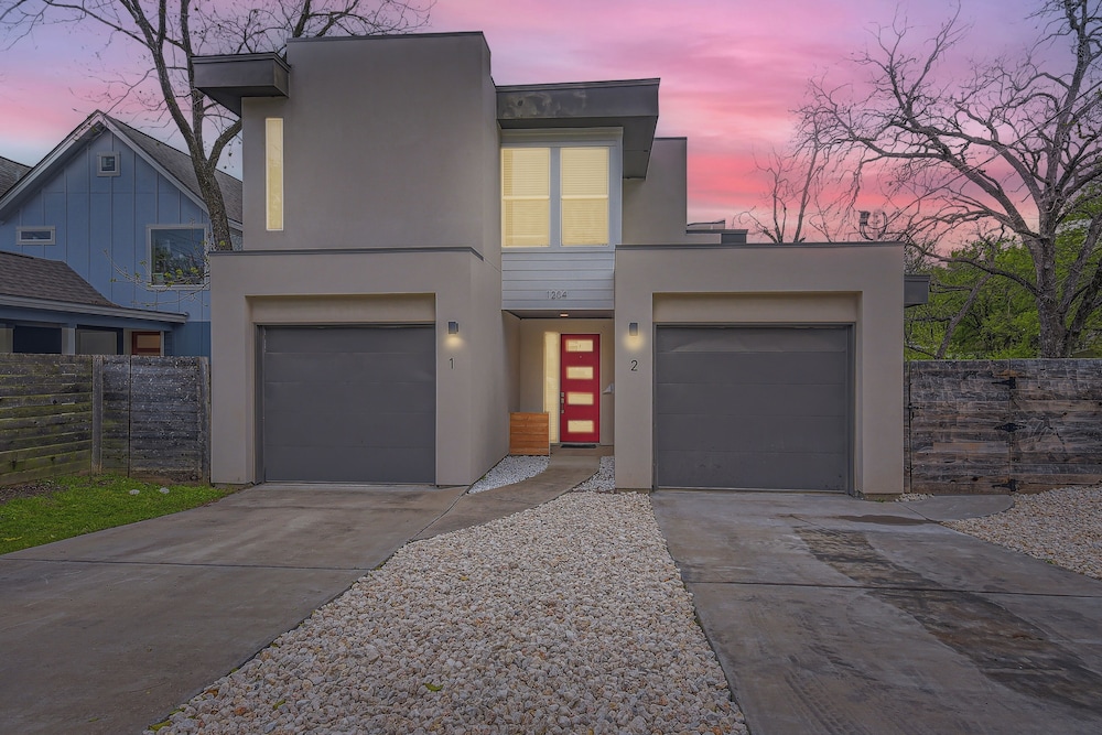 Off The Hook Austin + Chic 2br Retreat + Firepit - Austin, TX