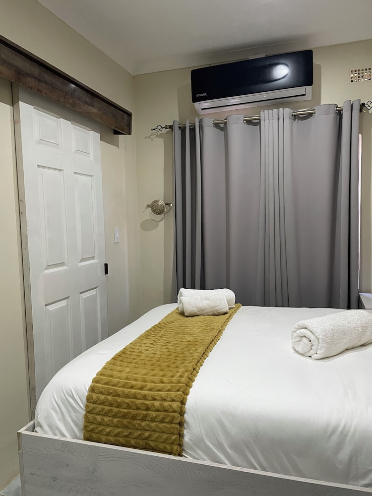 Casa Favorita - Harare