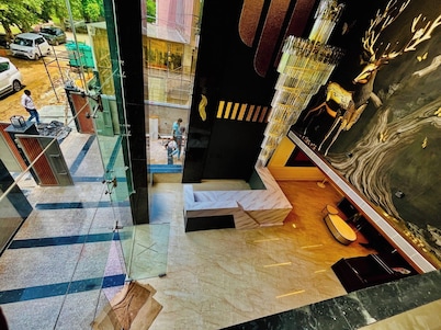 The Grand Oasis Hotel & Resort