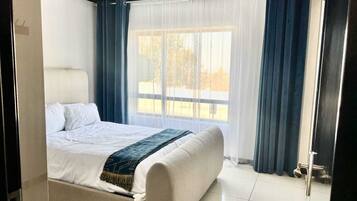 Apartamento, 3 quartos, pátio, vista para o jardim | 3 quartos