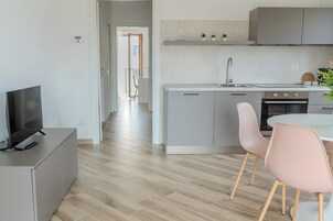 Apartamento com design assinado, vista para a montanha | Cozinha privada | Chaleira elétrica