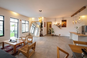 Casa, 4 quartos, terraço, vista para o jardim | Sala de estar