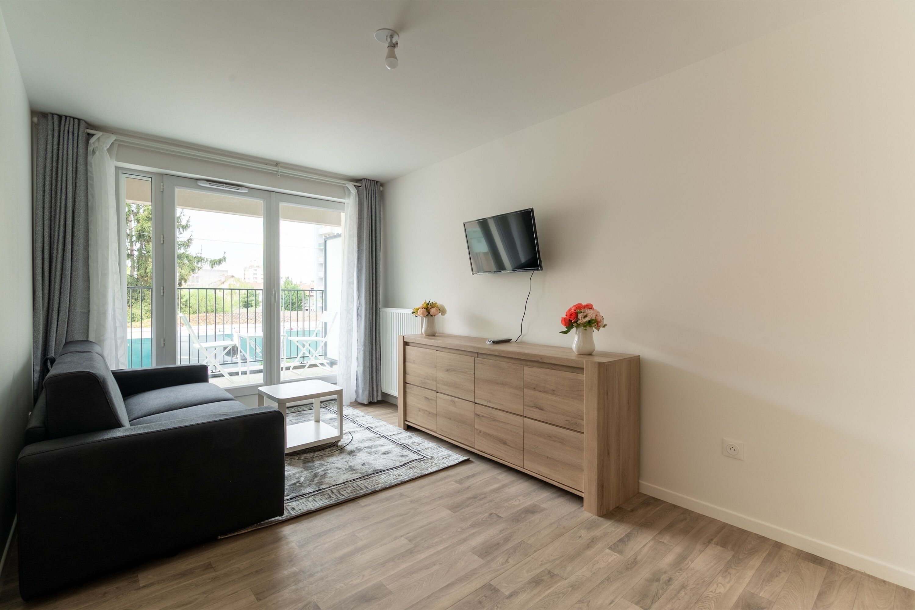 Moulin à Vent A23 - Appt Pour 4p - Livry-Gargan