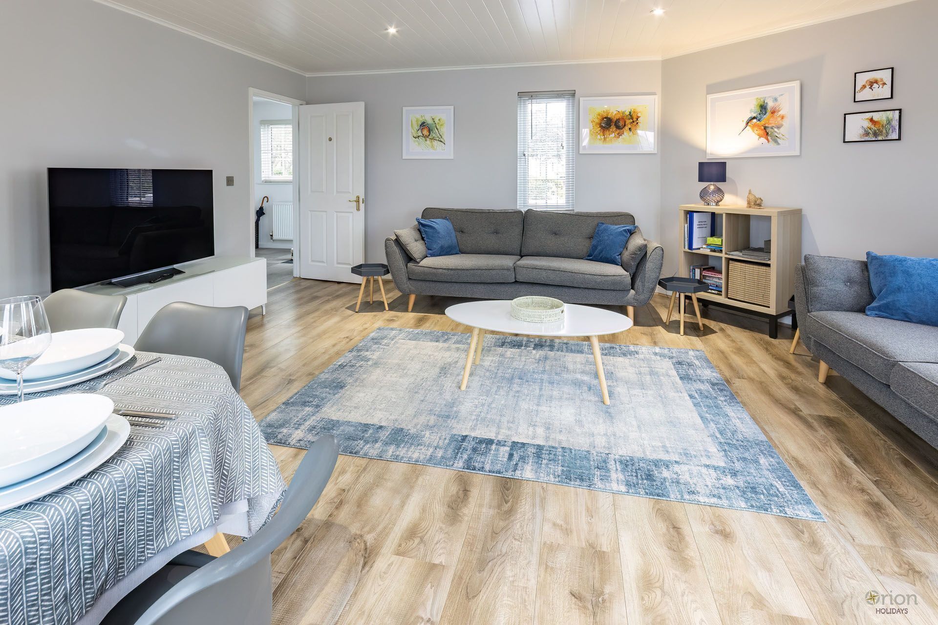 Windrush Lake 41, Kingfisher House - Cirencester