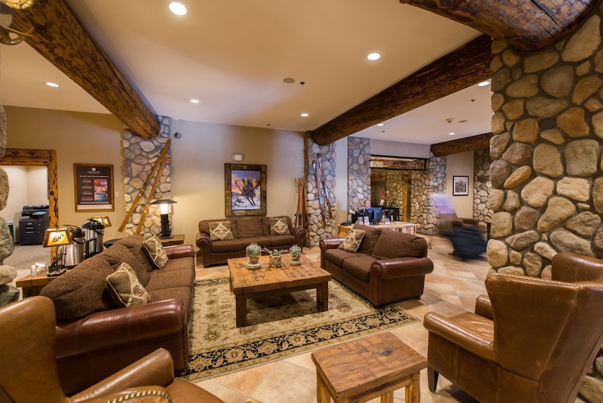 Pet-friendly King Suite | Spa And Near Slopes - Crested Butte, CO