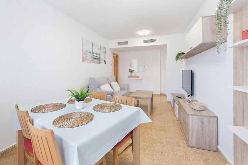 Apartamento 'Vivienda Maiva' Con Terraza Privada, Wi-fi Y Aire Acondicionado - Totana