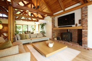 Smart TV 60 polegadas com canais digitais