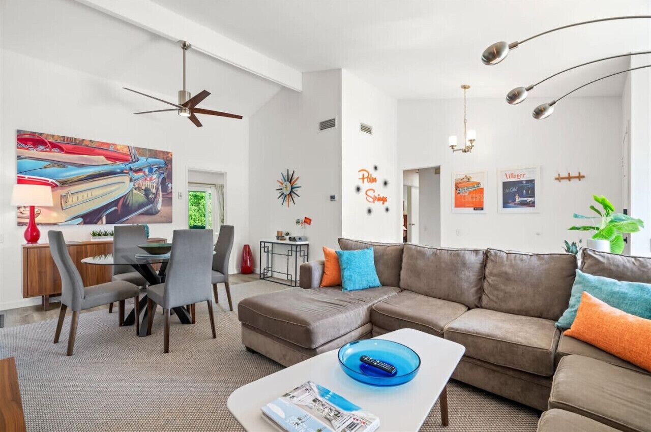 The Blue Door Bungalow - Your Private Palm Springs Home - Palm Springs, CA