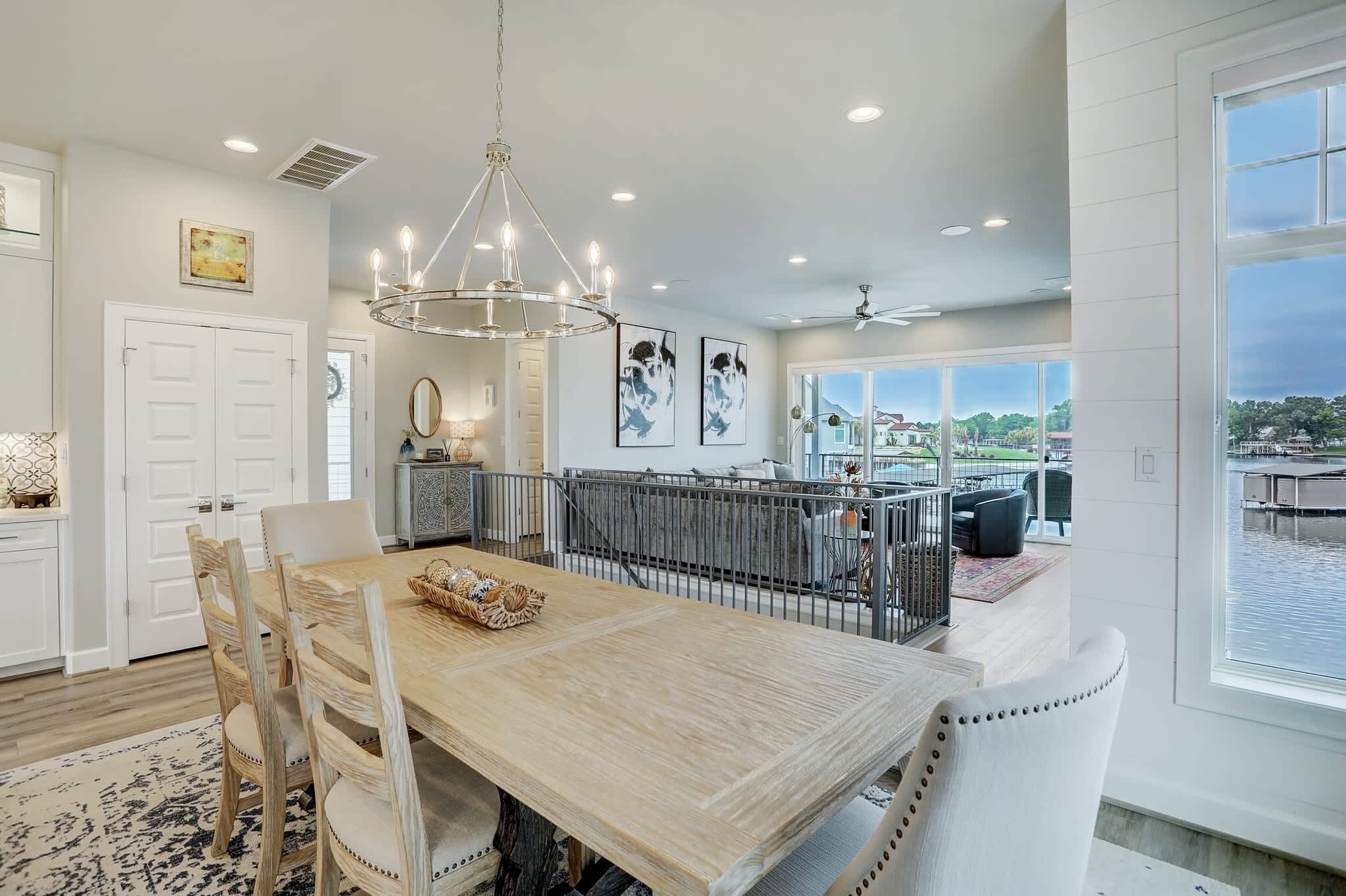 Family Tides On Lbj: Waterfront W/pool - Kingsland, TX