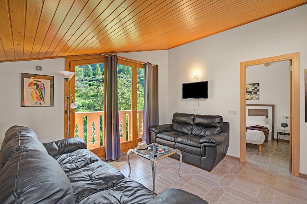 El Tarter Spacious Ski Apartment - Andorra